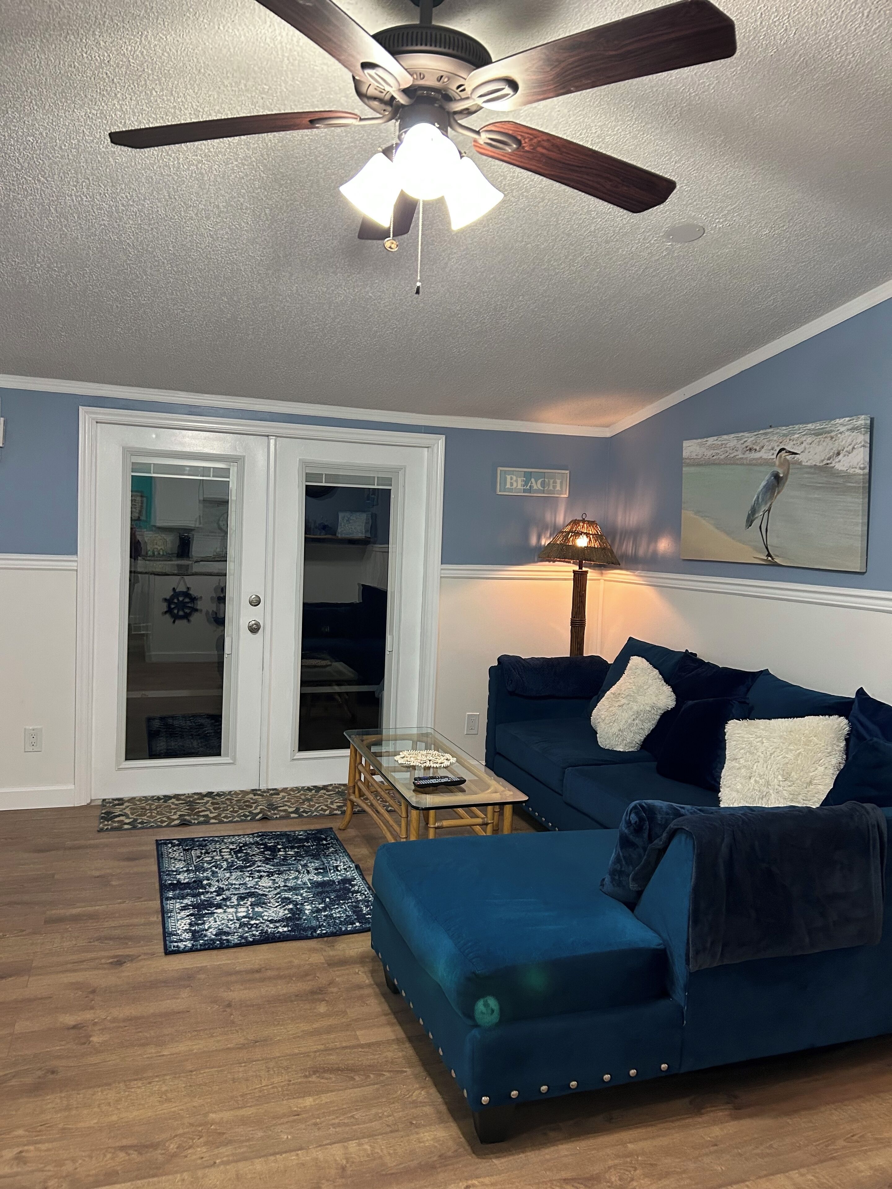 Fully Remodeled, Adorable Coastal Canal House On A Spacious Corner Lot. - Hudson, FL