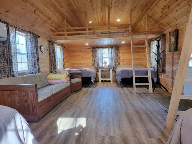 Glamping Clear Spring Maryland \N3-cabin Campground - Maryland (State)