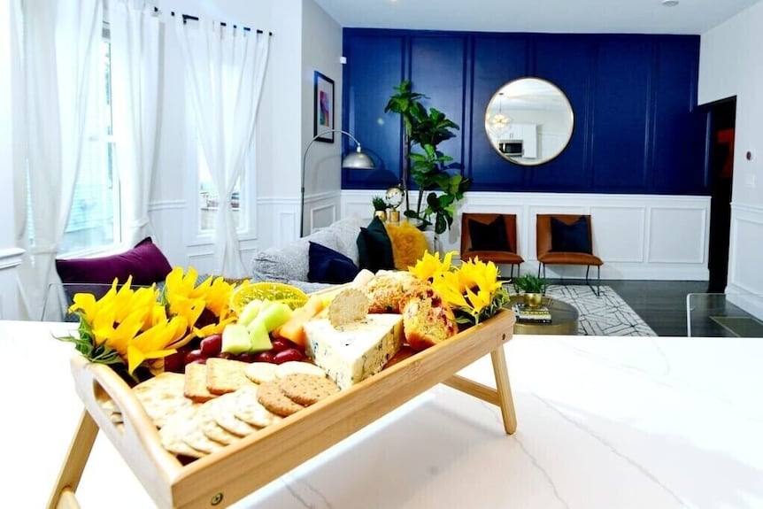 \Nboston Luxury Home, Free Parking, 5 Mins To The Casino, 10 Minutes To Airport. - Chelsea, MA