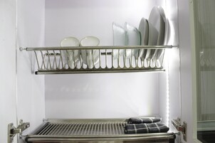 Quarto | Cozinha privada | Geladeira, cooktop, chaleira elétrica