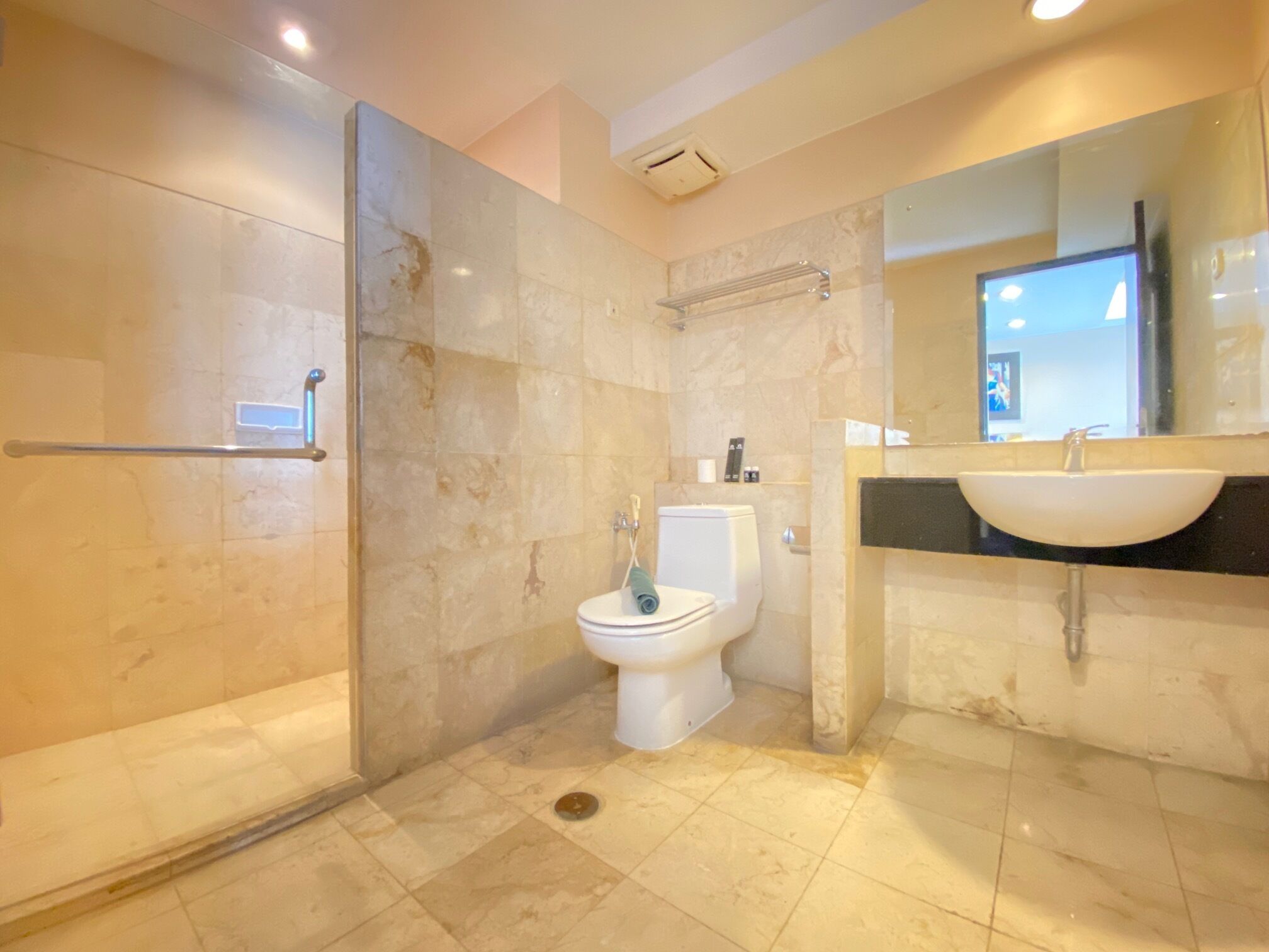 Quarto | Banheiro | Chuveiro, toalhas de banho