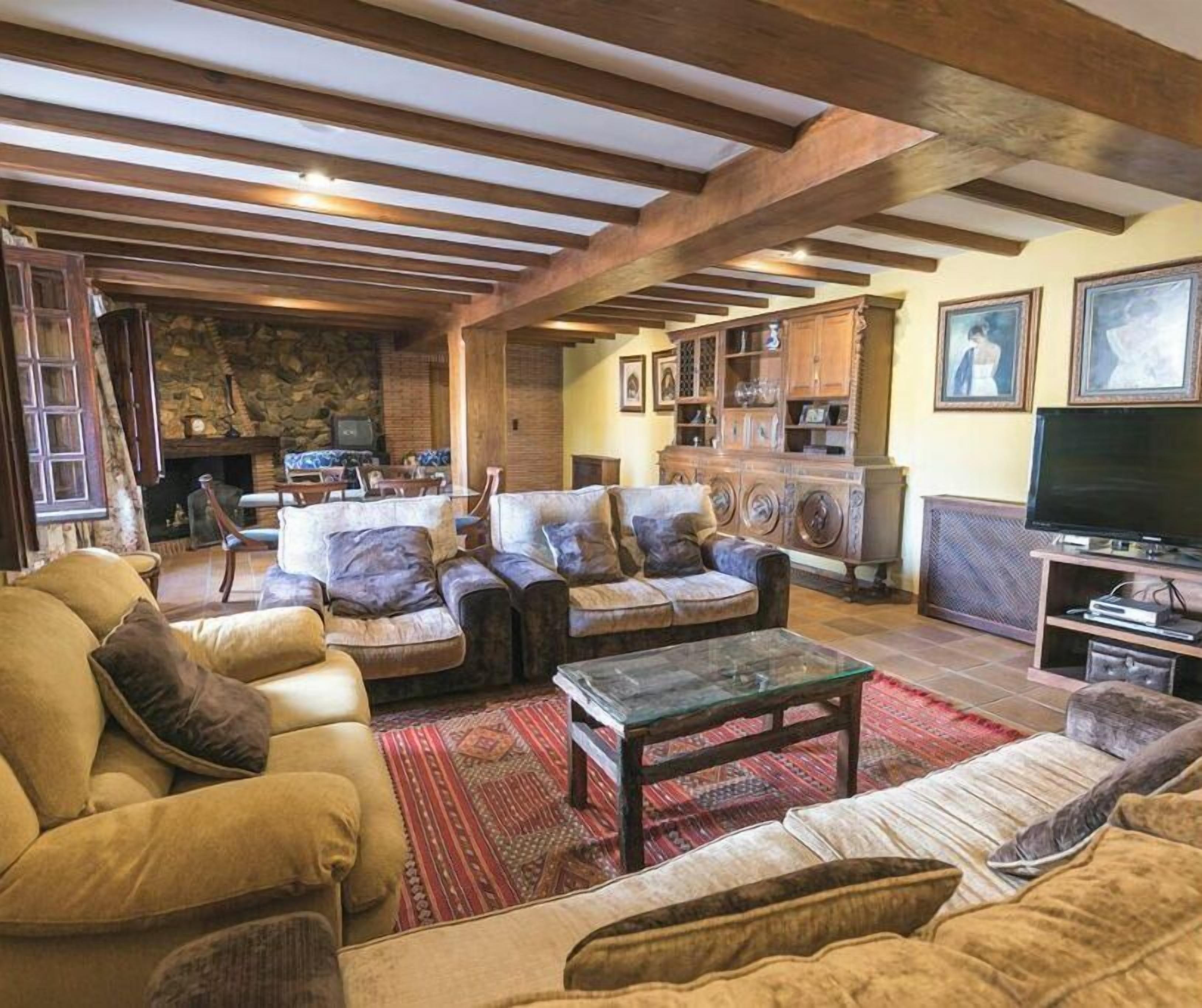 Casa Cortijo Con Sabor Andaluz Situada Al Pie De Sierra Nevada - Granada, España