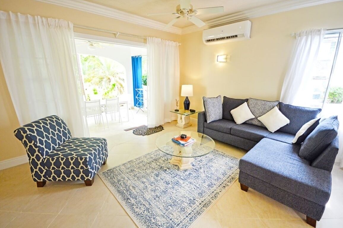 Bajan Luxe Townhome With Pool And Beach Access - Barbados