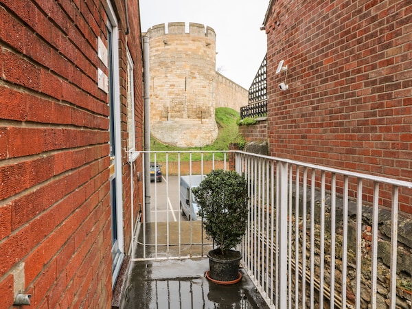 Grayz Studio - Lincoln