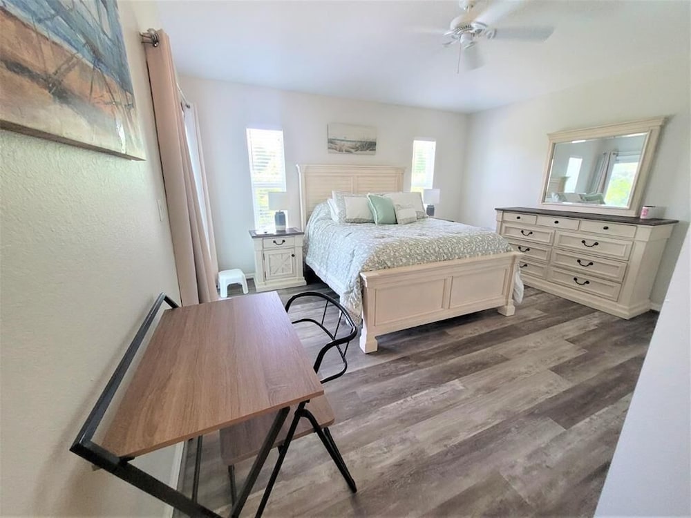Perfect Family Get-a-way Vacation Home... - Marco Island, FL