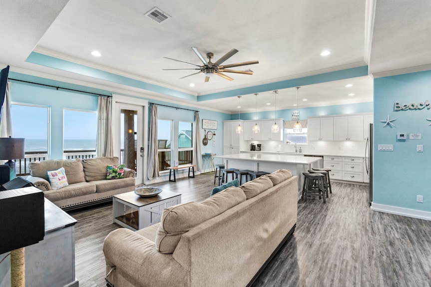 Beachfront | Hot Tub, Tiki Bar & Gulf Views - クリスタル・ビーチ, TX