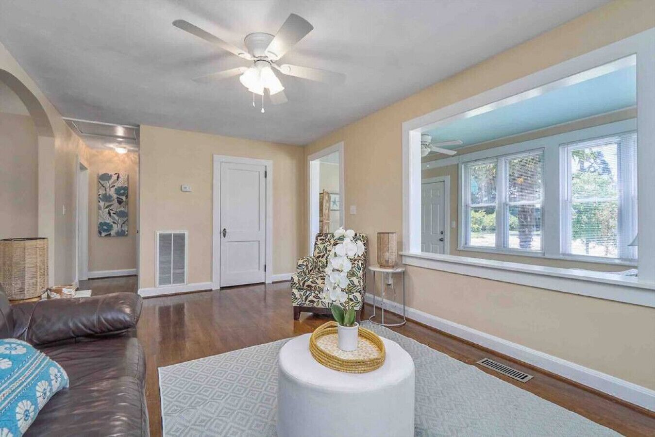 Beach Cottage #1 On 19th - 3 Blocks From Beach - Virginia Beach, VA