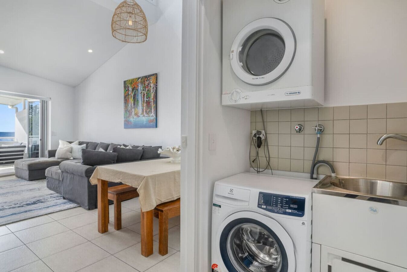 Lennox Head Waves Beachfront Penthouse - Lennox Head