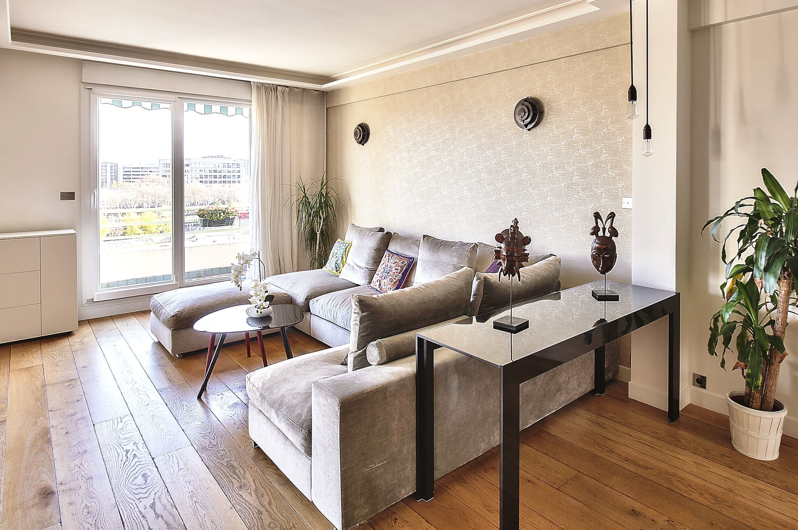 10 Fantastic Paris Rentals With Amazing Eiffel Tower Views | TravelAwaits