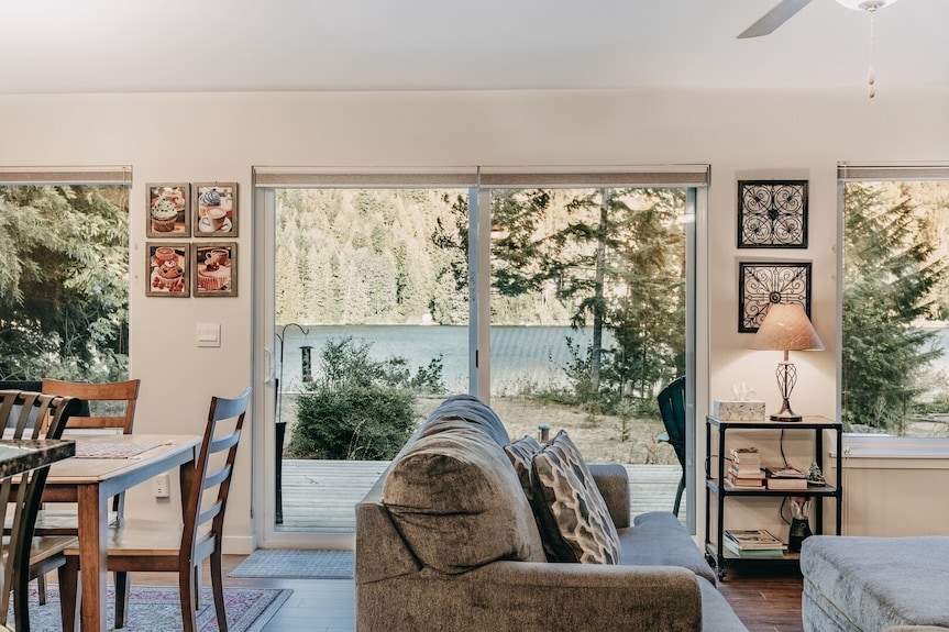 47mf - Wifi - Fireplace - Sleeps 6 By Redawning - Cultus Lake