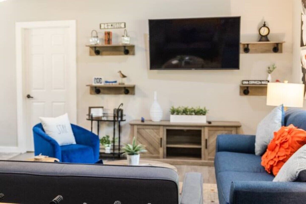 Retreat Fun House At Canyon Lake - Wimberley, TX