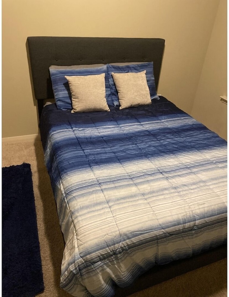 Nice Condo In Midtown The Galleria Area - Stafford, TX