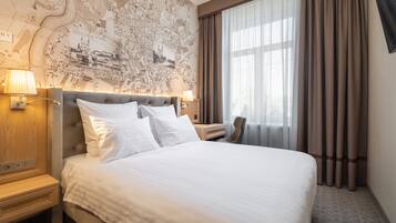 Quarto Duplo Standard | Camas de colchão viscoelástico, minibar, cofre no quarto