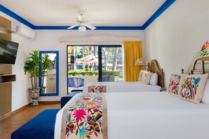 Junior Suite | Cofre no quarto, cortinas/cortinados opacos, quartos insonorizados