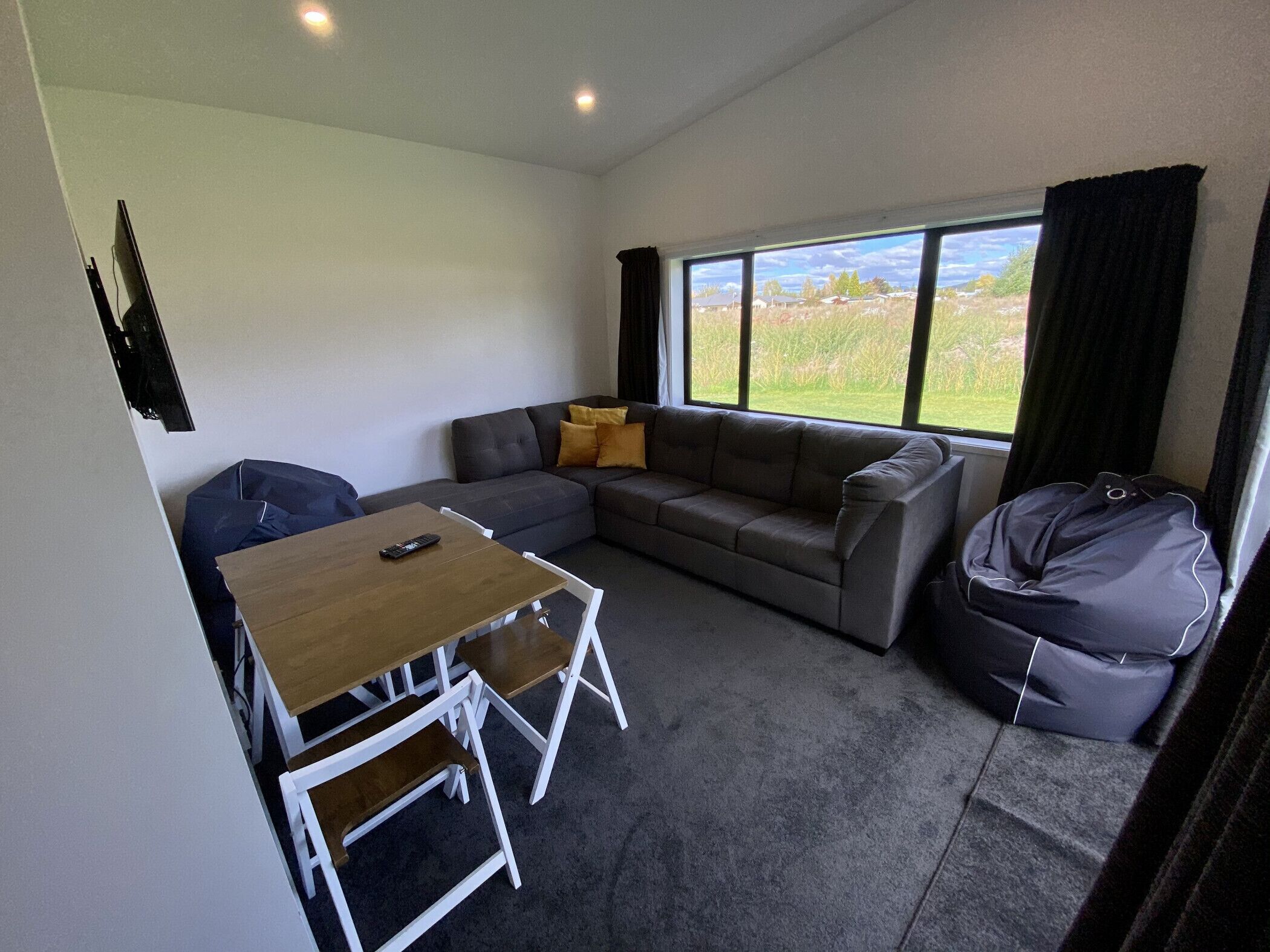 Blue Lake Holiday Home - Twizel - Free Wifi - Twizel