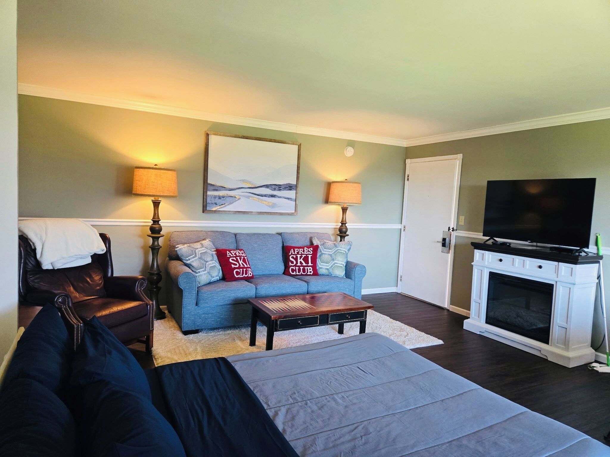 Incredible View At Otsego Resort! Just Renovated! Two Balconies. - Gaylord, MI