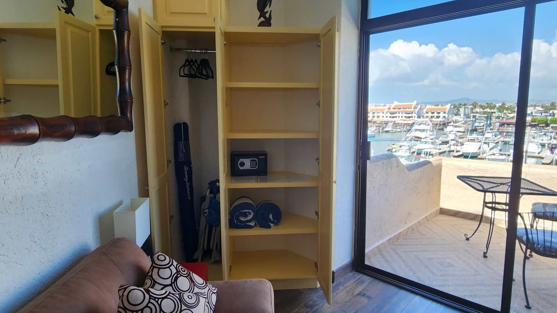Spectacular Marina View Condo Close To Everything @ Marina Cabo Plaza - Wifi - Baja California Sur