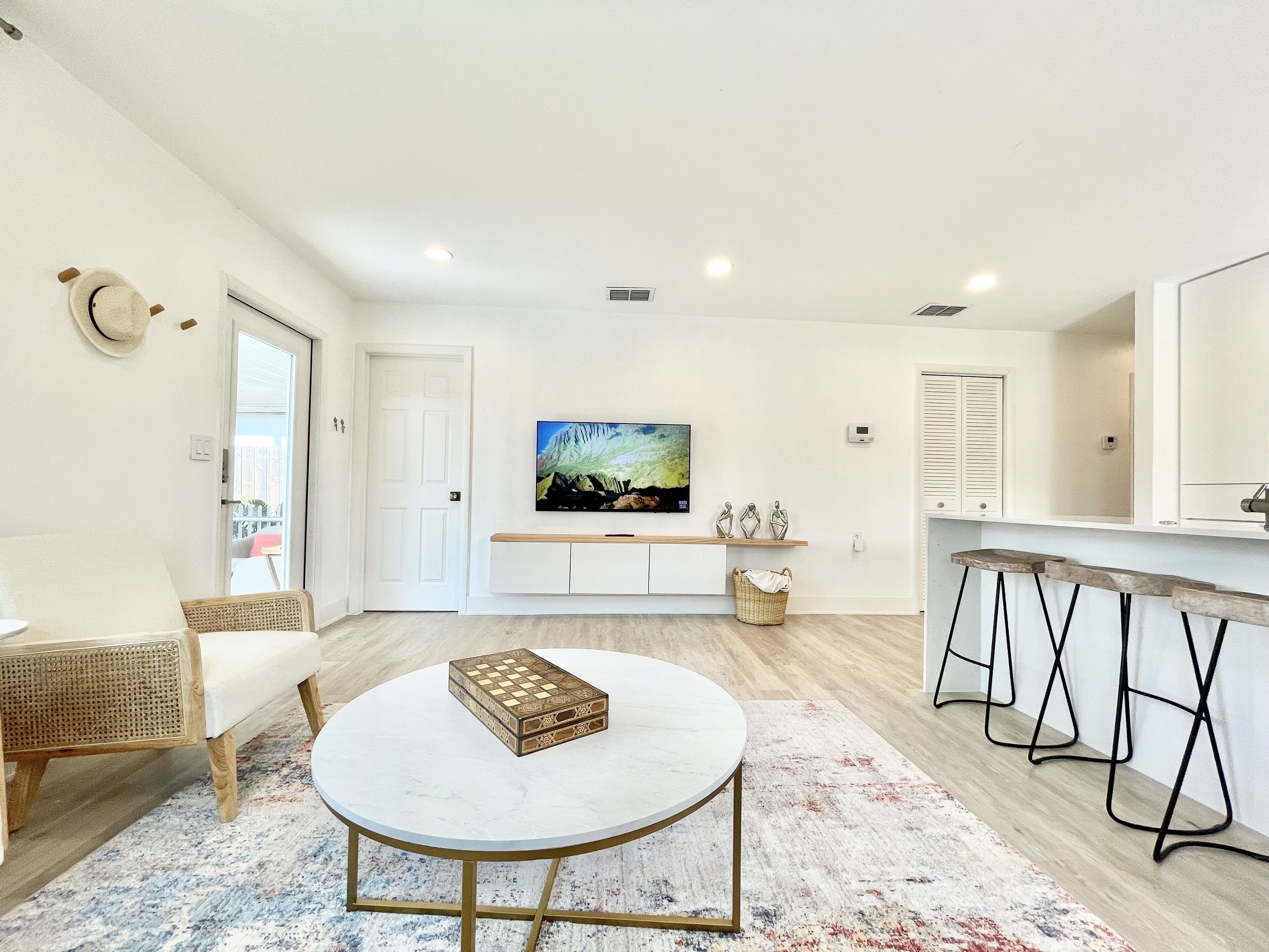 Peaceful And Cozy Beach House In North Naples - Naples, FL