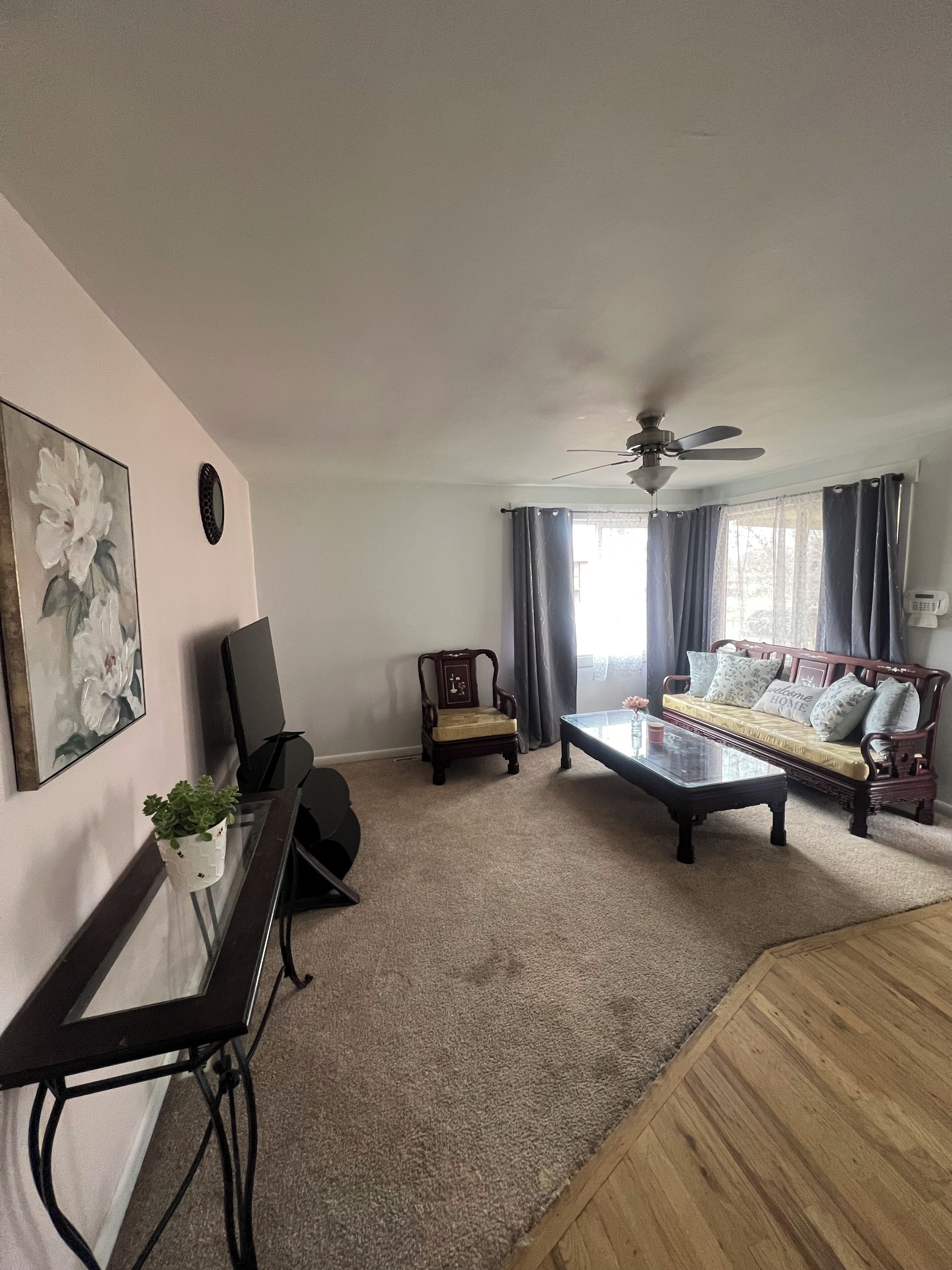 Best Value In Town! Spacious 2 Bedroom 1 Bath In Heart Of Downtown Cortez, Co - Cortez, CO