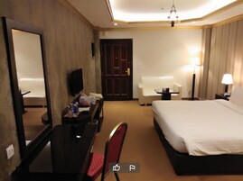 Quarto Duplo Deluxe | Ferro/tábua de engomar, Wi-fi grátis 