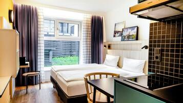 Quarto, 2 camas individuais | Roupa hipoalergénica, cortinas/cortinados opacos