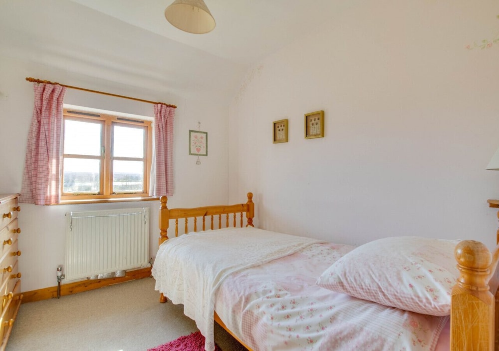 Orchard Cottage - Three Bedroom House, Sleeps 4 - East Sussex
