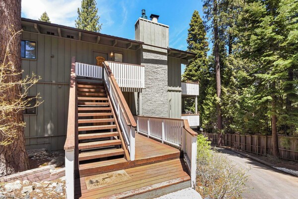 Waters Edge Oasis | Shared Pool & Pier Access - Tahoma, CA