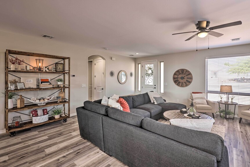 Arizona Home: 3 Mi To Co River, Snowbirds Welcome - Golden Nugget Laughlin Hotel & Casino