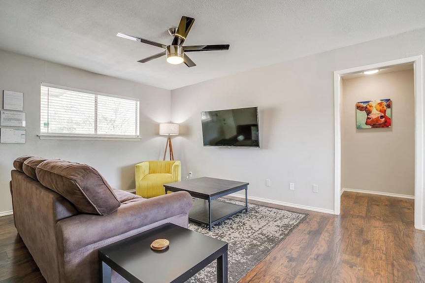 Walk 2 Att Stadium! Spacious W Luxe Bed*gr8 Lctn - Arlington, TX