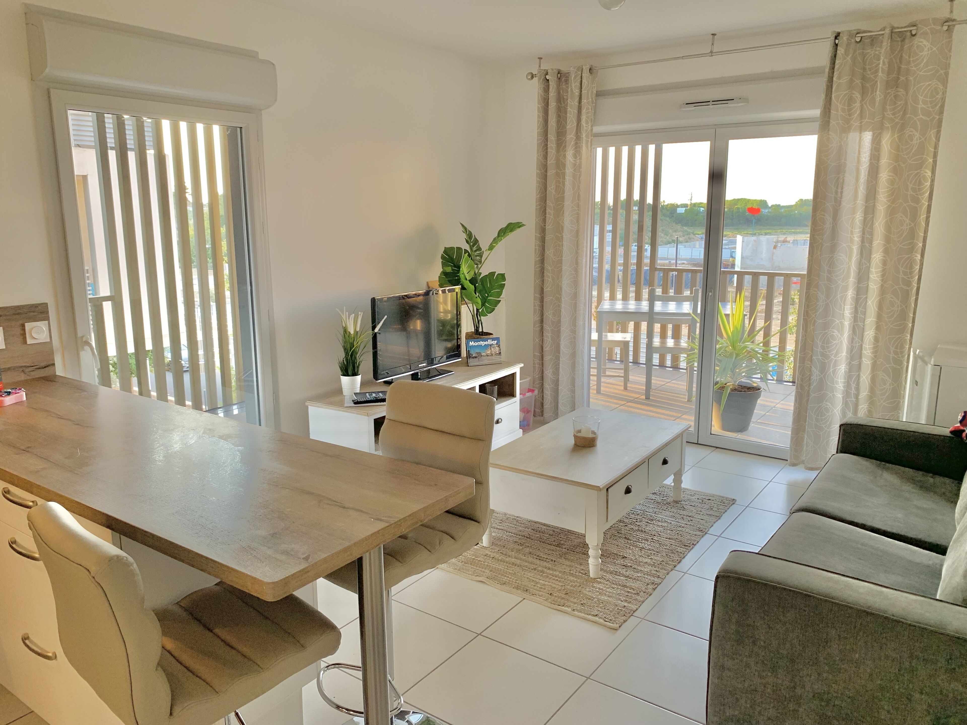 Montpellier Port Marianne T2 (47m² + 31m² Terrace) - Montpellier