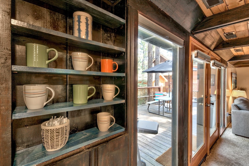 Larch Chalet- 1br, 1ba 2 Min To Heavenly, Hot Tub -