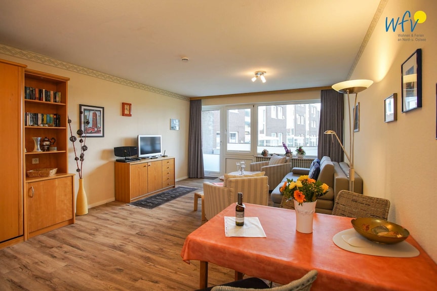 Quietly Located And Yet In The Middle Of The Island Of Borkum Is The Apartment - Borkum