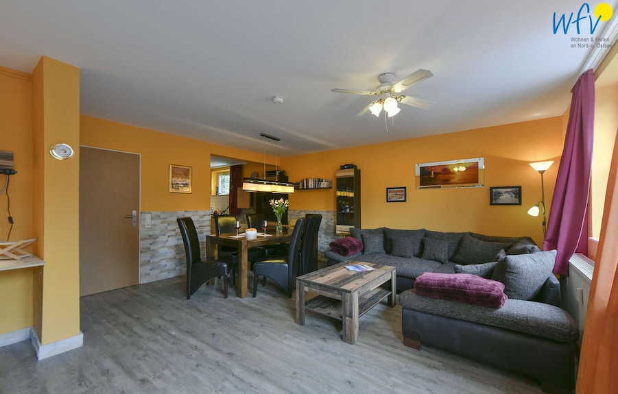 Comfortable Vacation Apartment Strandläufer In Haus Dünenrose On Wangerooge - Wangerooge