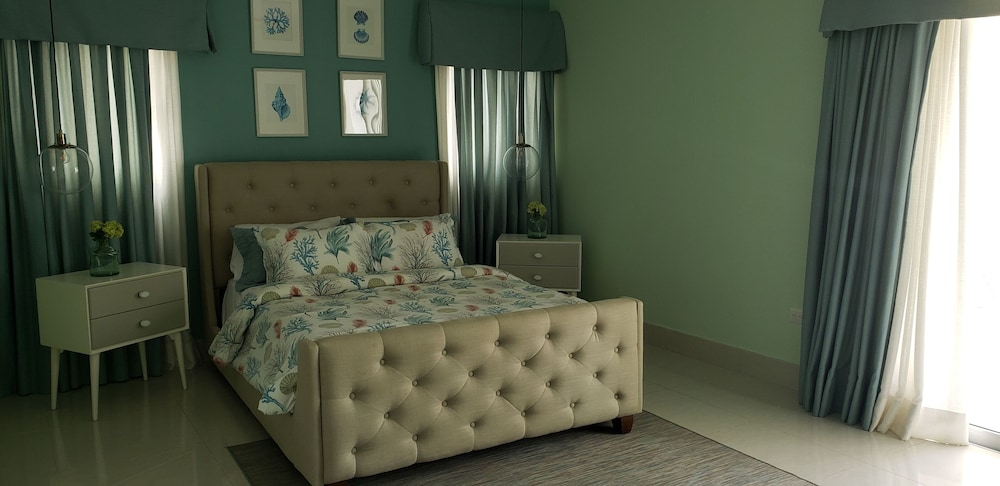 2br/2ba Beachfront Condo All To Yourself - Punta Cana