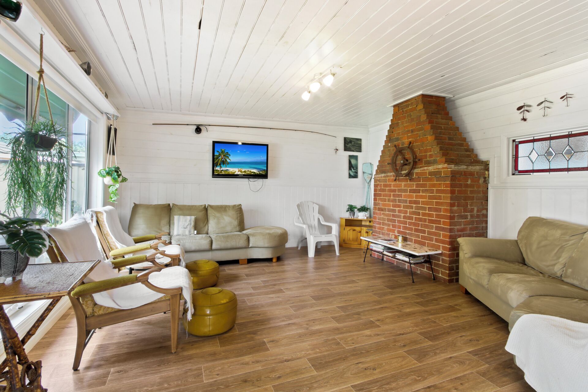 26 Church | Charming Cottage In Lakes Entrance - Lakes Entrance