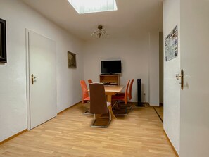 Apartamento, casa de banho privativa, Vista para a cidade | Interior