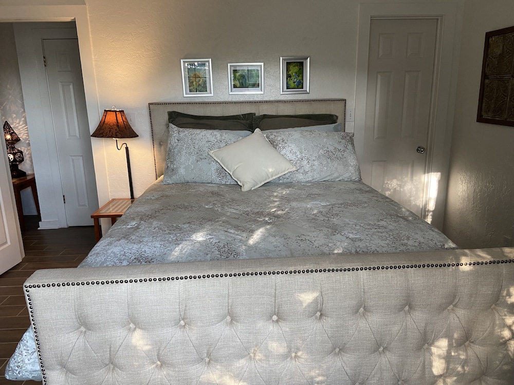 Private Guest House In The Heart Of Wimberley, Texas - Wimberley, TX