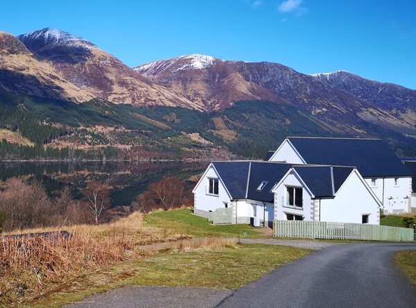 Lochside, 1 The Corries - Spean Bridge