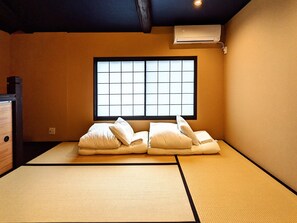 Casa, não fumadores | 3 quartos, Wi-fi grátis, roupa de cama fornecida 