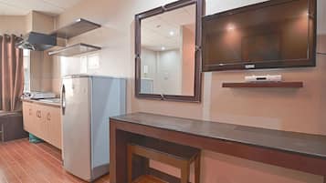Suite Familiar | 1 quarto, secretária, secretária adequada para computadores portáteis