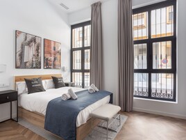 Estúdio (L - Sofa Bed) | Secretária, secretária adequada para computadores portáteis 