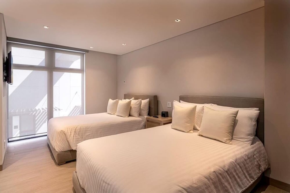 Cabo Marina 3 Br Loft: Walk To Medano Beach -