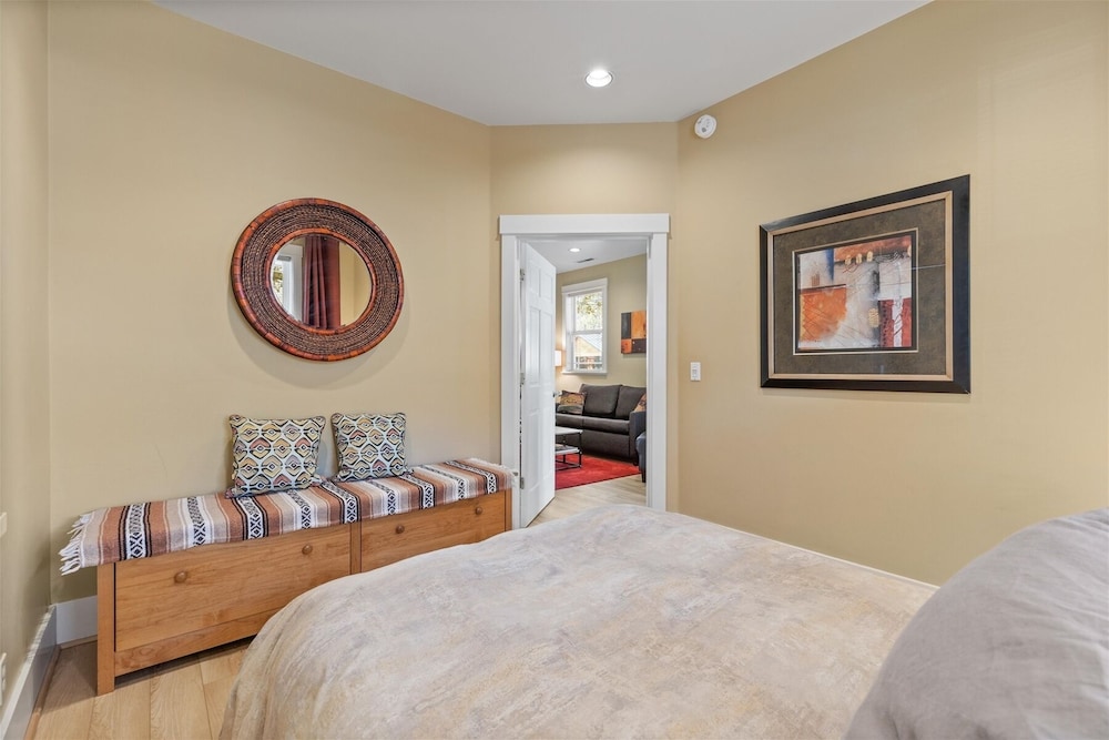 Nw Broadway Downtown | Old Bend Neighborhood, Walk Everywhere! - Bend, OR