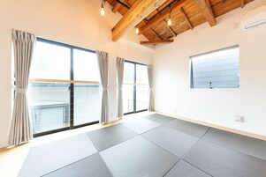 Wi-fi grátis, roupa de cama fornecida 