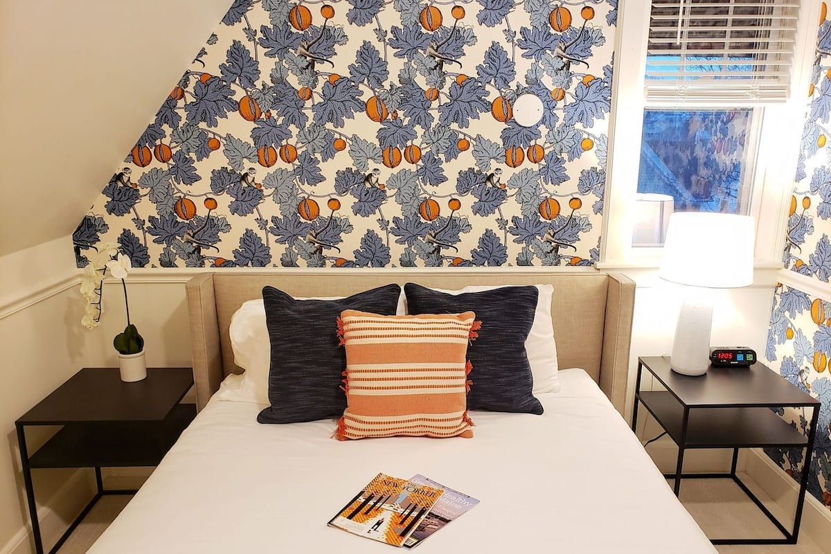 Wi-Fi de cortesia, roupa de cama