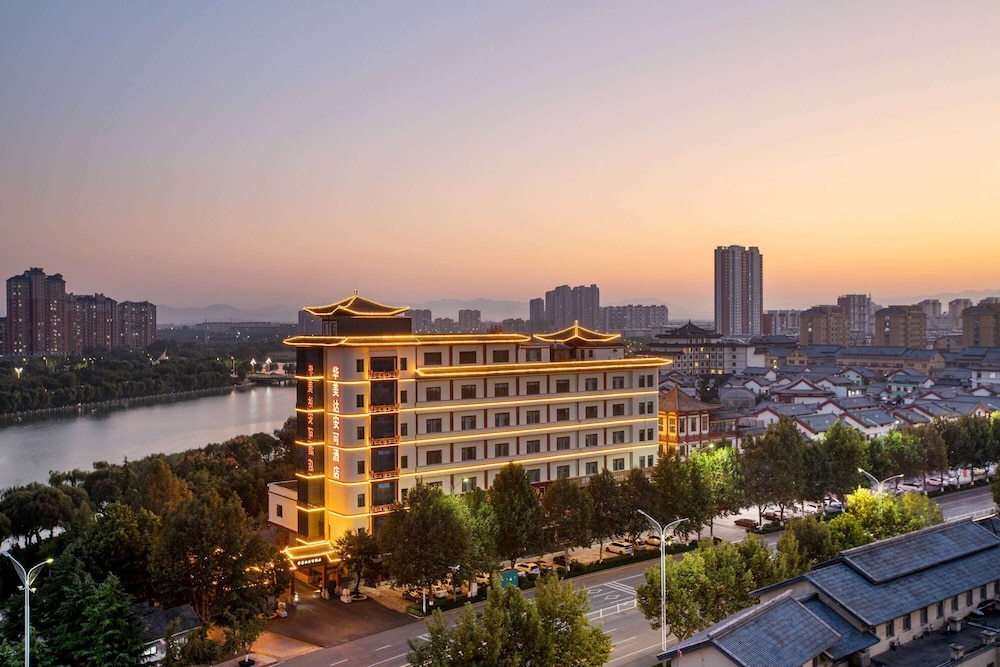 Ramada Encore By Wyndham Linqu Downtown - Weifang