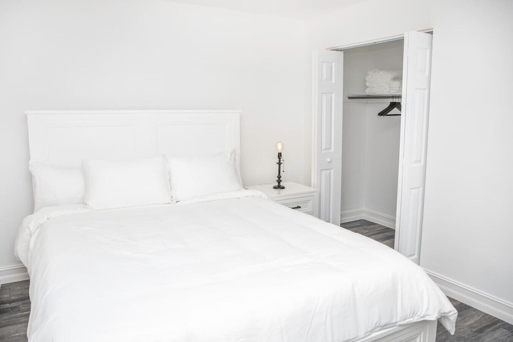 Location! Quality! Comfort! " The Downtown Gem " - Naples, FL