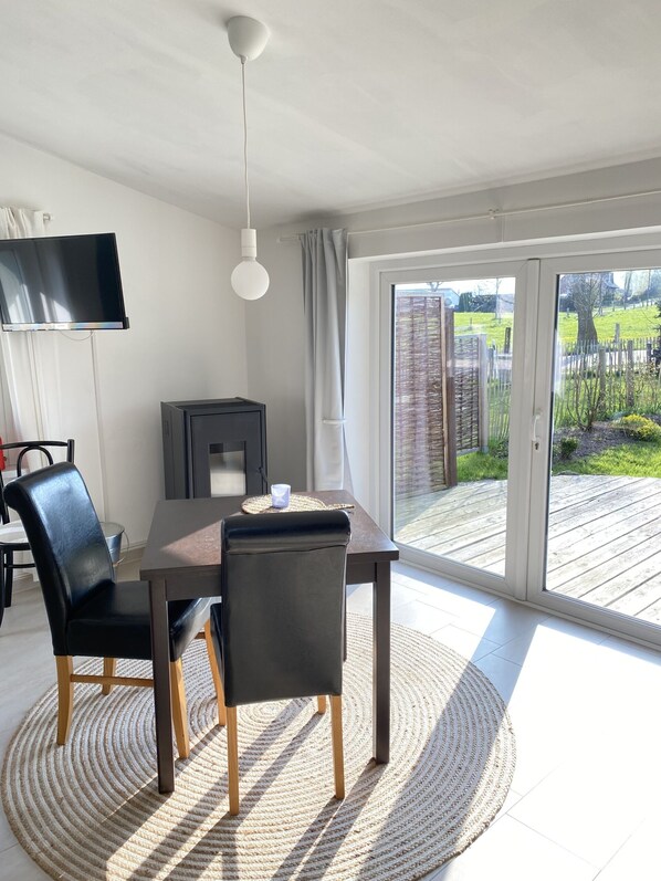 Bungalow, acessível, casa de banho privativa | Restaurantes