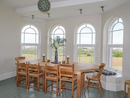 Casa de Campo | Cozinha privada | Um frigorífico, uma máquina de lavar louça, uma chaleira elétrica 