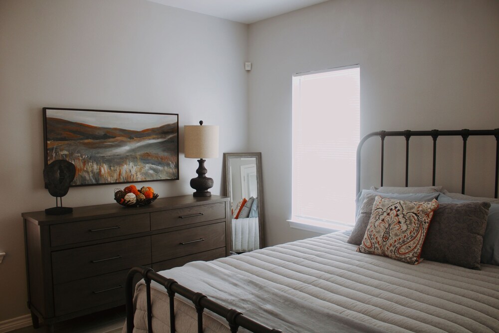 Downtown Duplex-san Antonio Unit #1 - Alamo Heights, TX